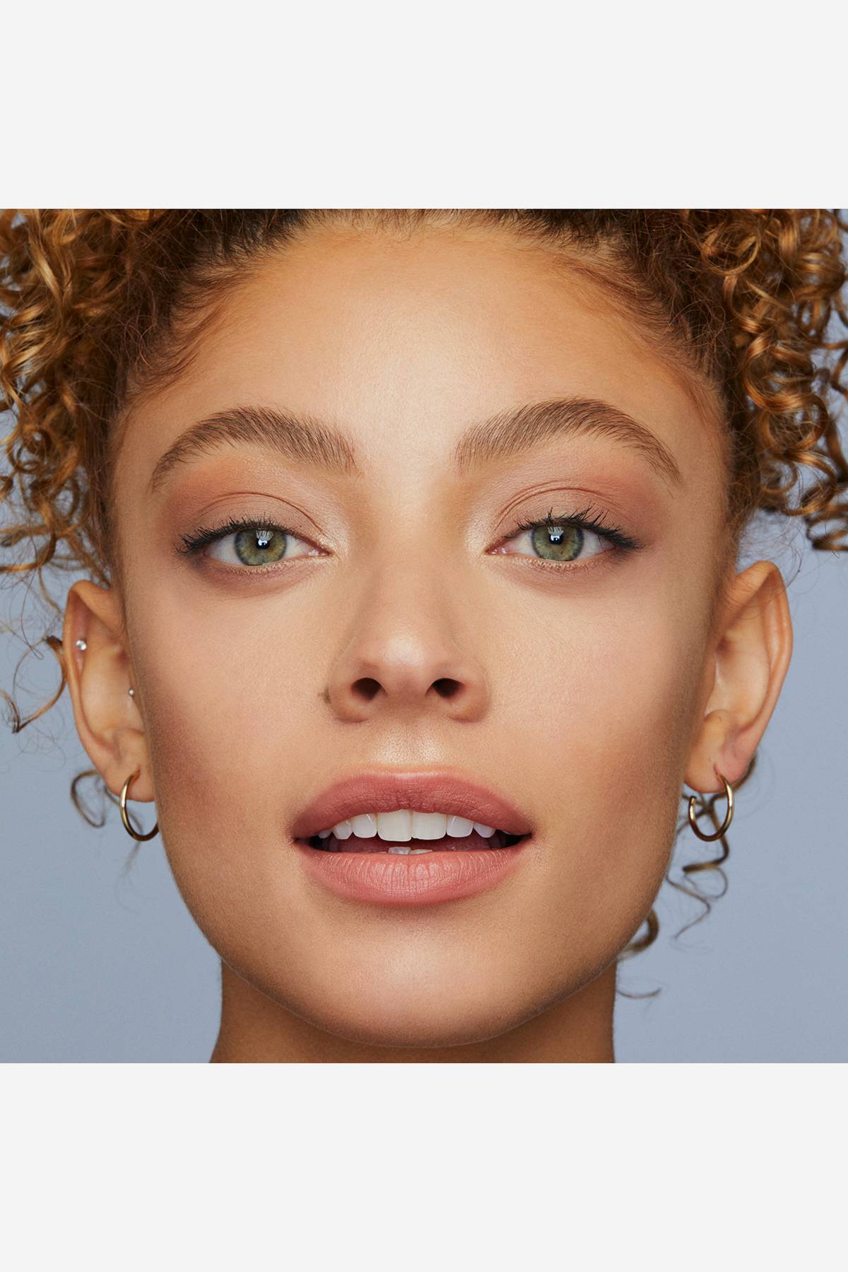 Lápiz para Ceja Tattoo Studio Brow Lift Maybelline Soft Brown | Deprati ...