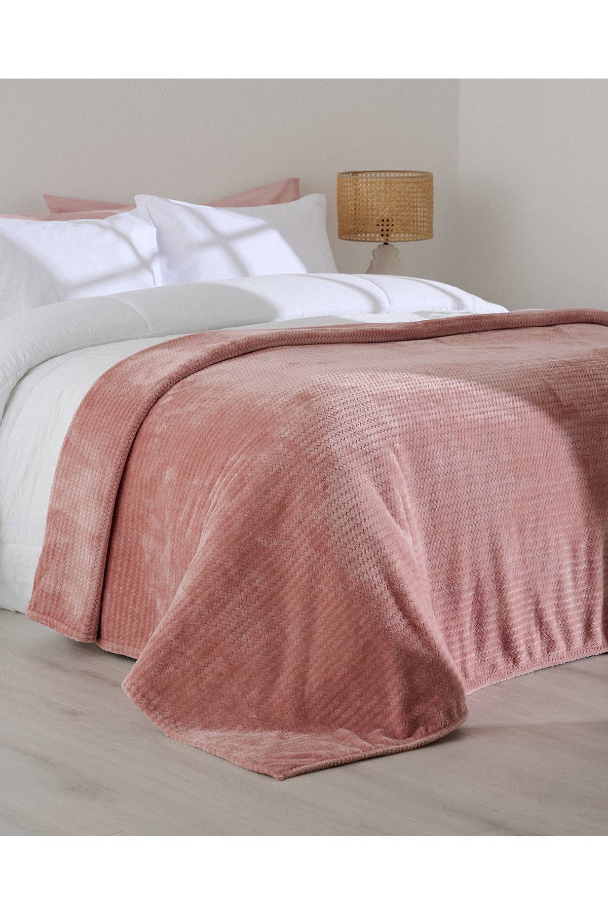 Cobija Flannel Zig Zag Deconova | Deprati Tienda Online