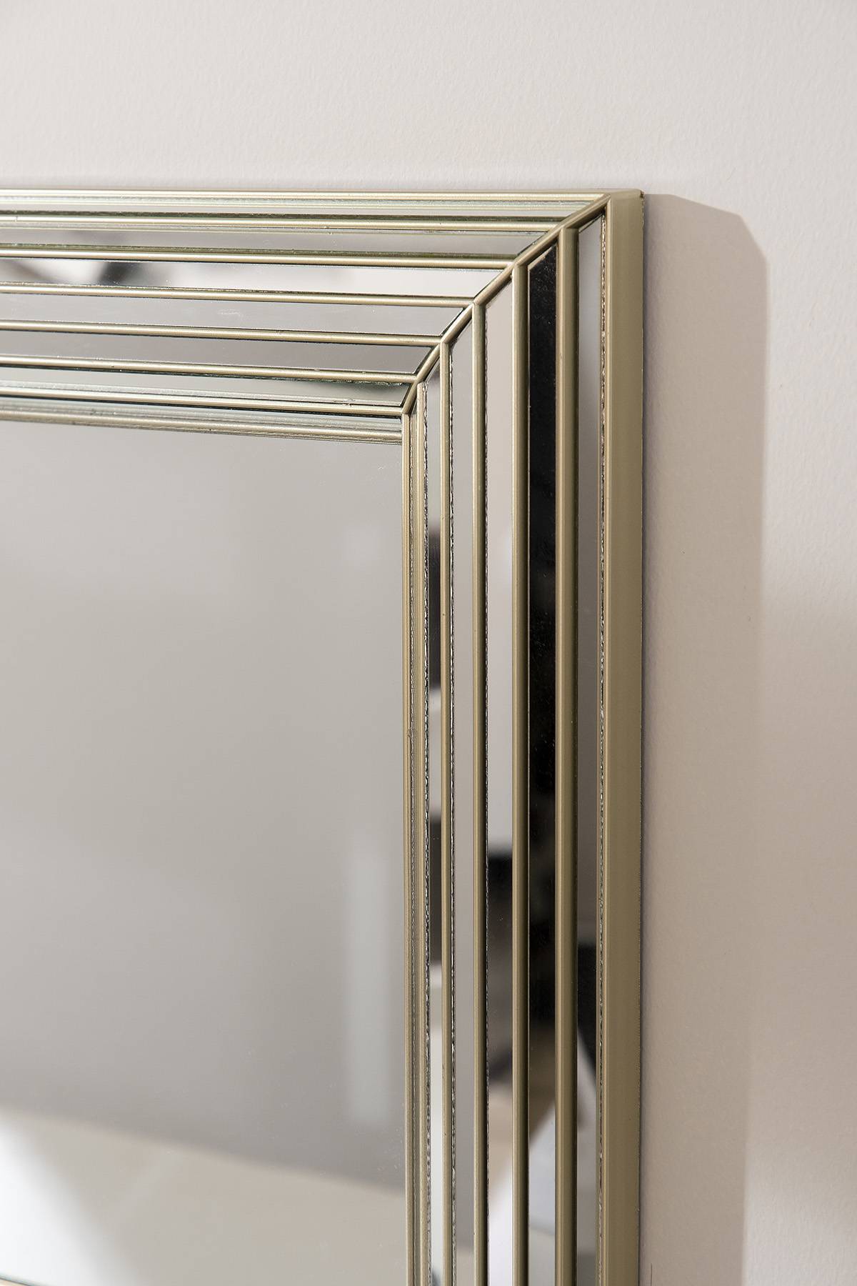 Espejo Plateado Concepts | Deprati Tienda Online