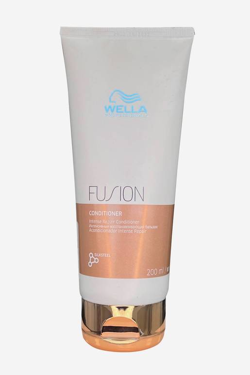 Acondicionador Fusion Reconstructor Wella Professionals 200 ml | Deprati Tienda Online