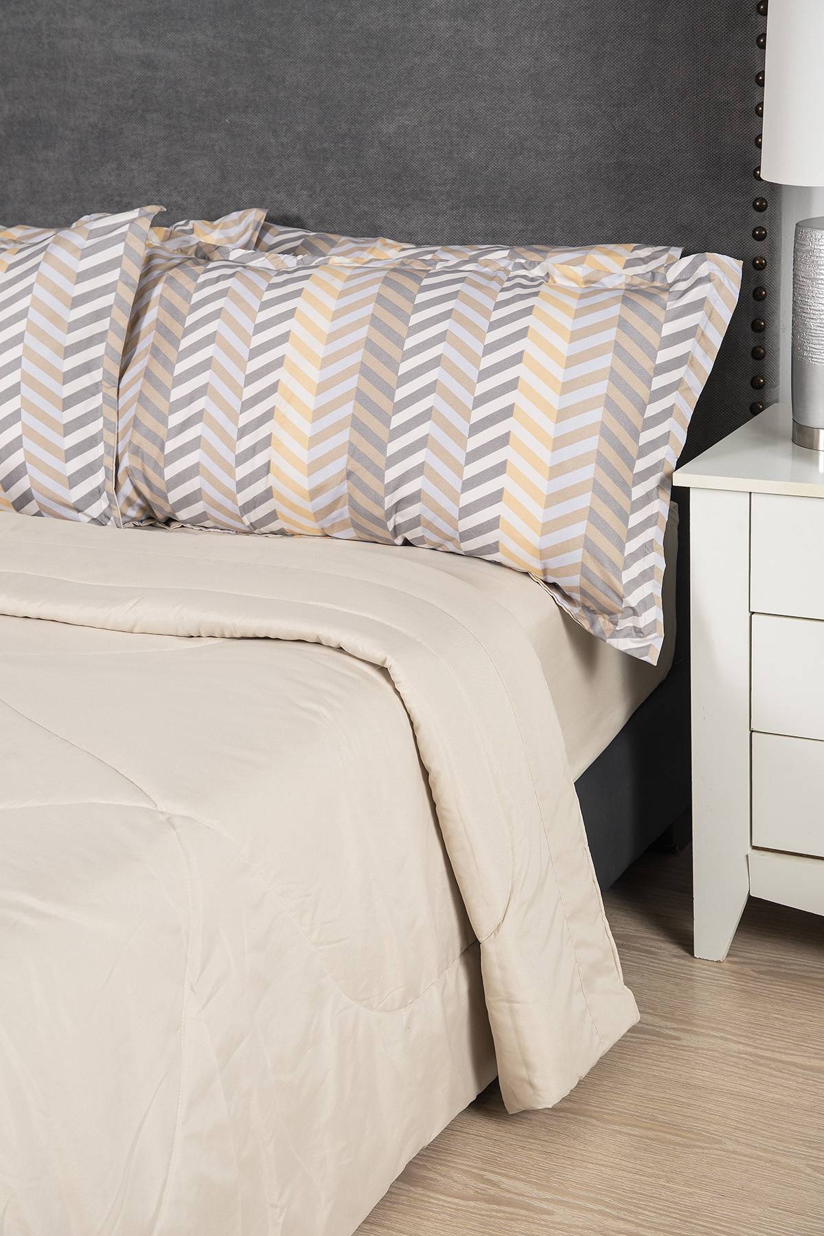 Edredón de Microfibra Deconova Legacy | Deprati Tienda Online