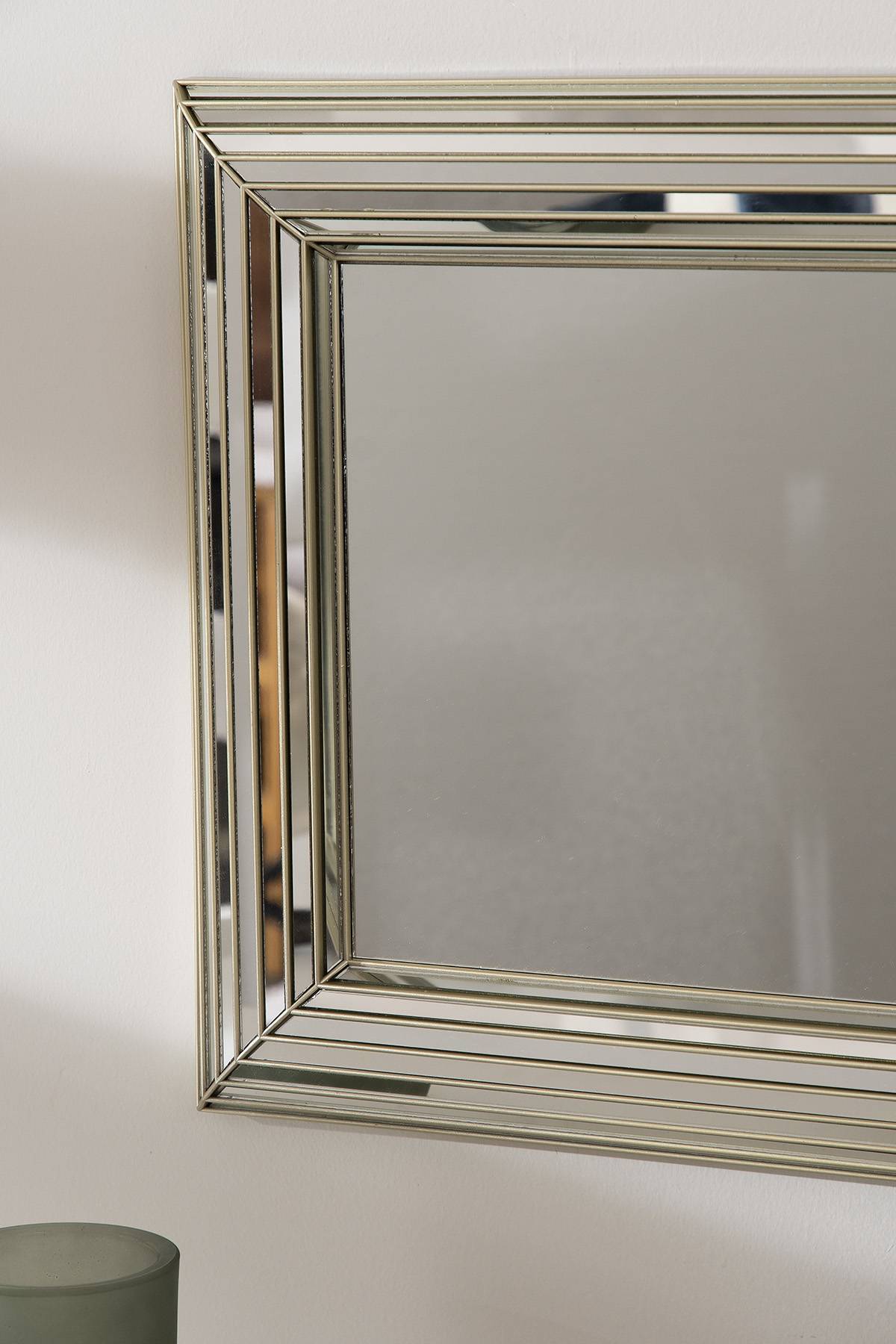 Espejo Plateado Concepts | Deprati Tienda Online