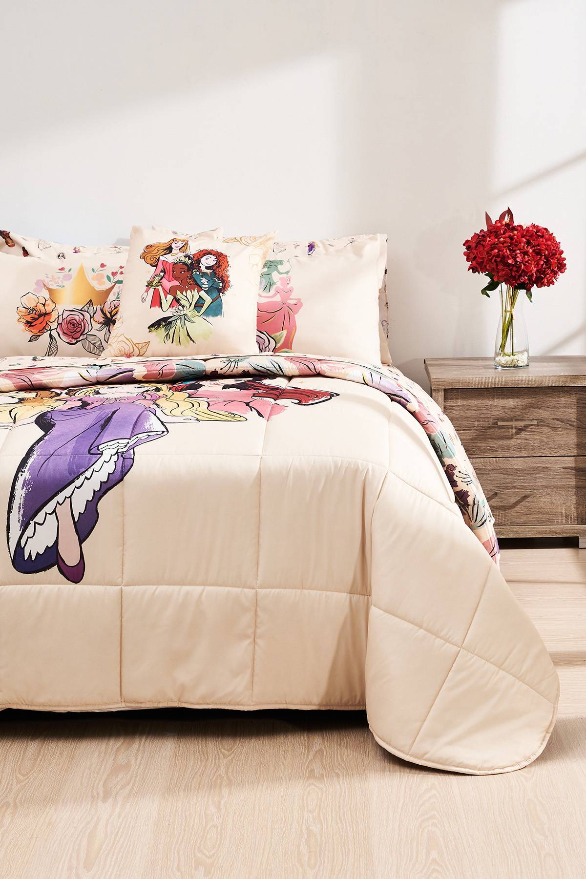 Edredón de Microfibra Noperti Princesas | Deprati Tienda Online