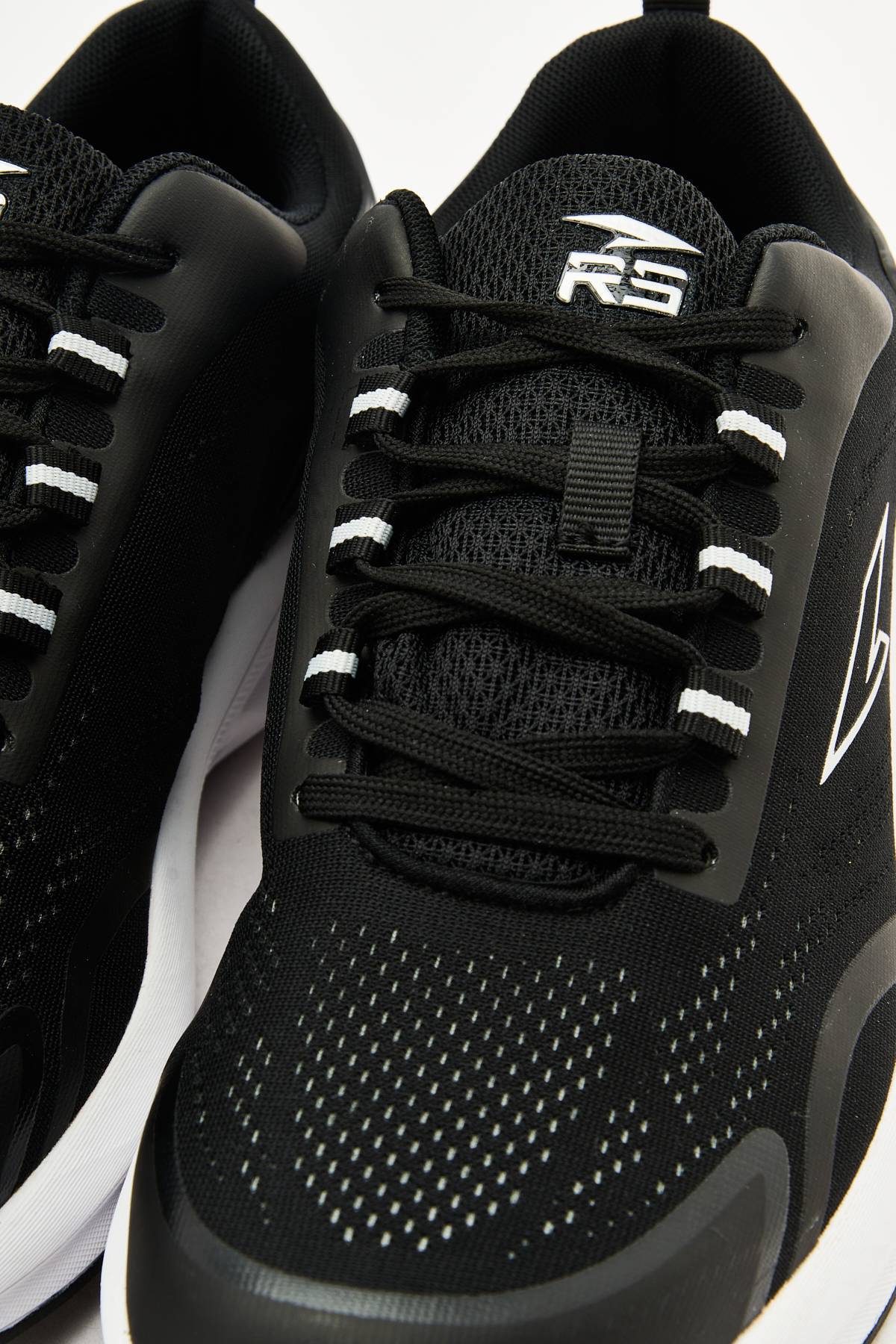 Zapato Deportivo Running con Pasador RS21 | Deprati Tienda Online