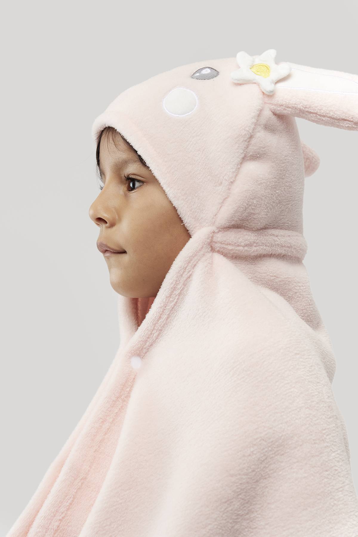 Cobija con Capucha Deconova | Deprati Tienda Online