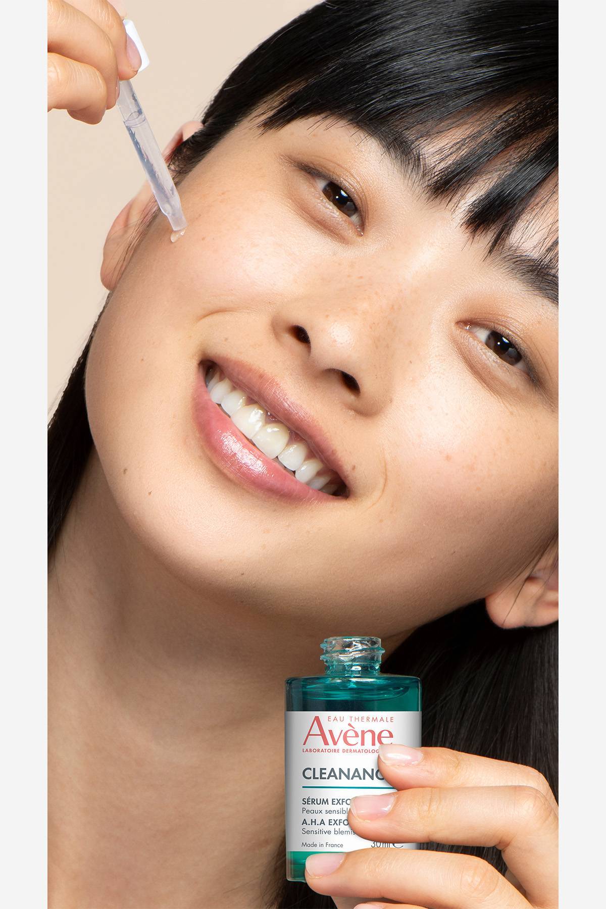 Sérum Exfoliante Cleanance AHA Avène 30 ml | Deprati Tienda Online