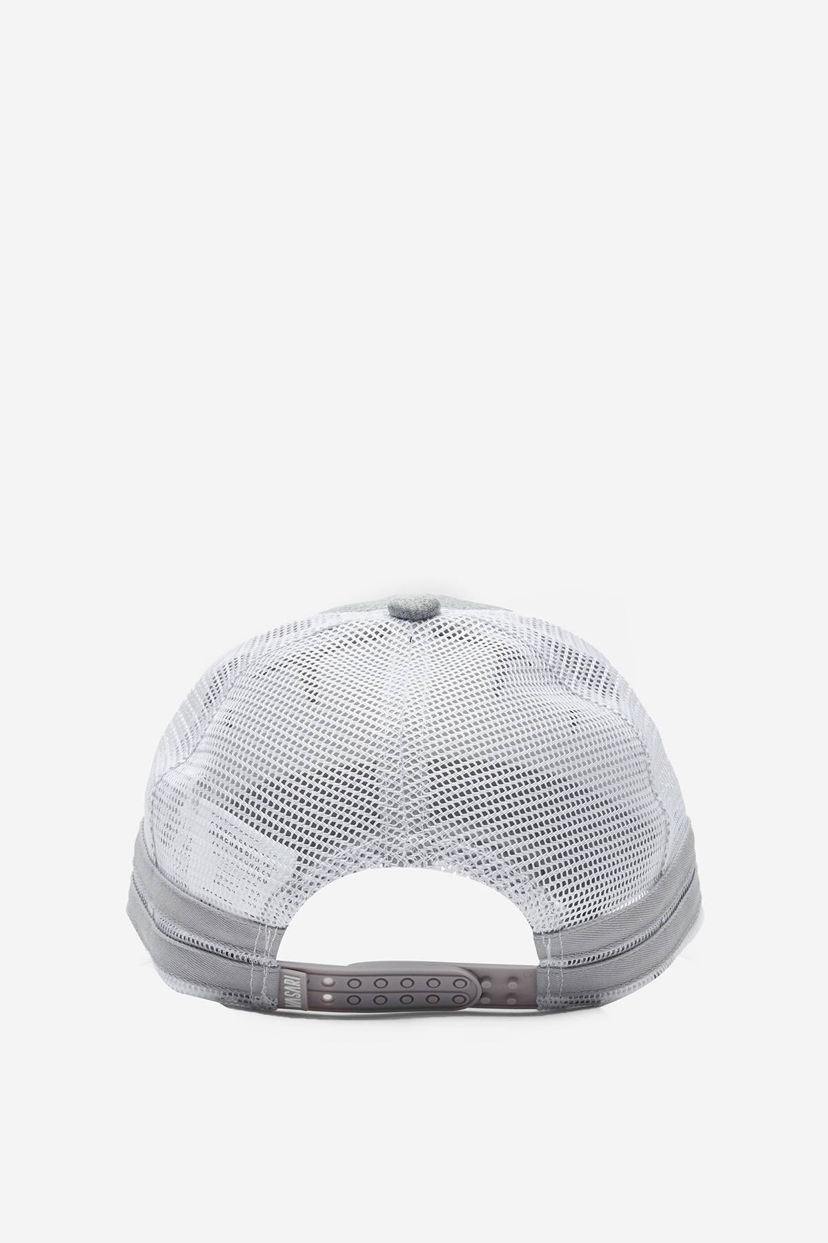 Gorra con Maya Vasari | Deprati Tienda Online