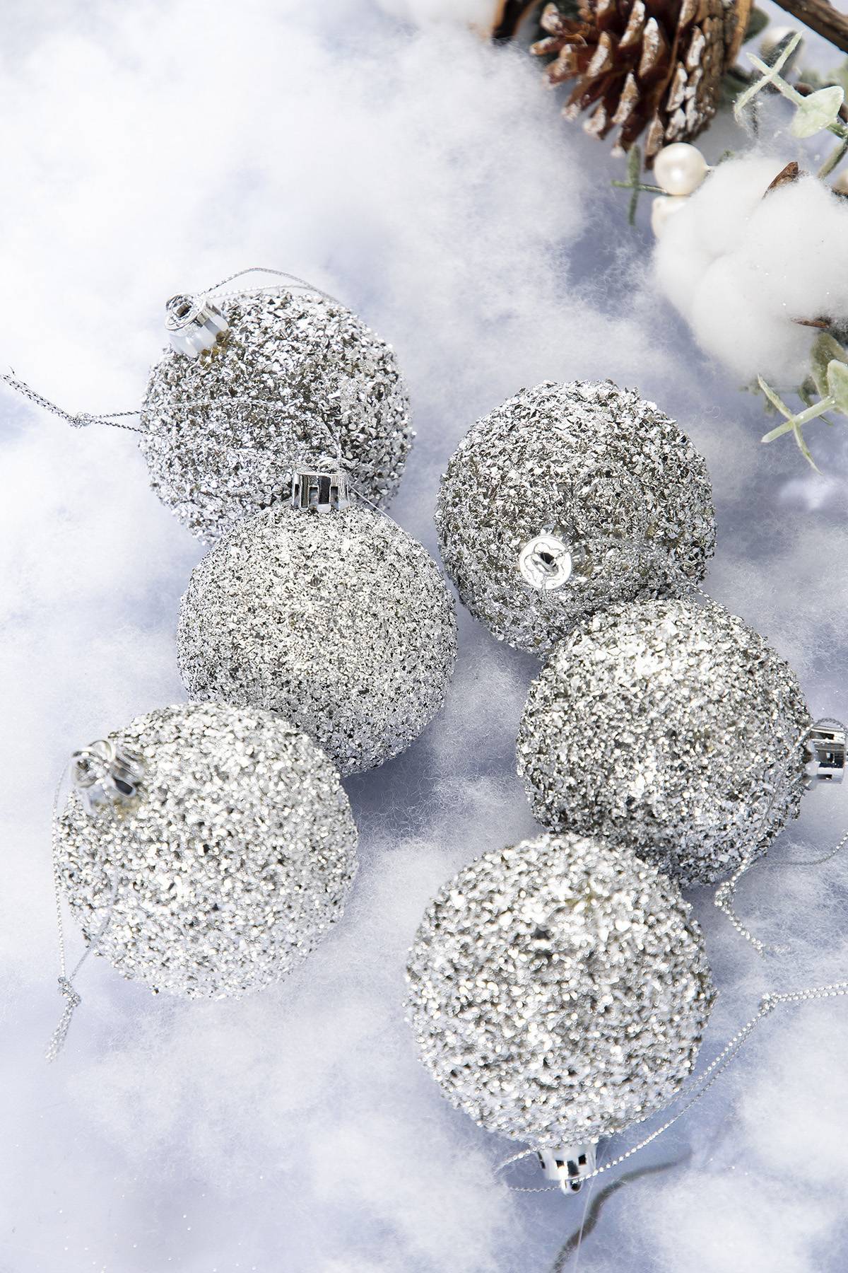 Set de Esferas Colgantes Plateadas Deconova Christmas x6 | De Prati ...