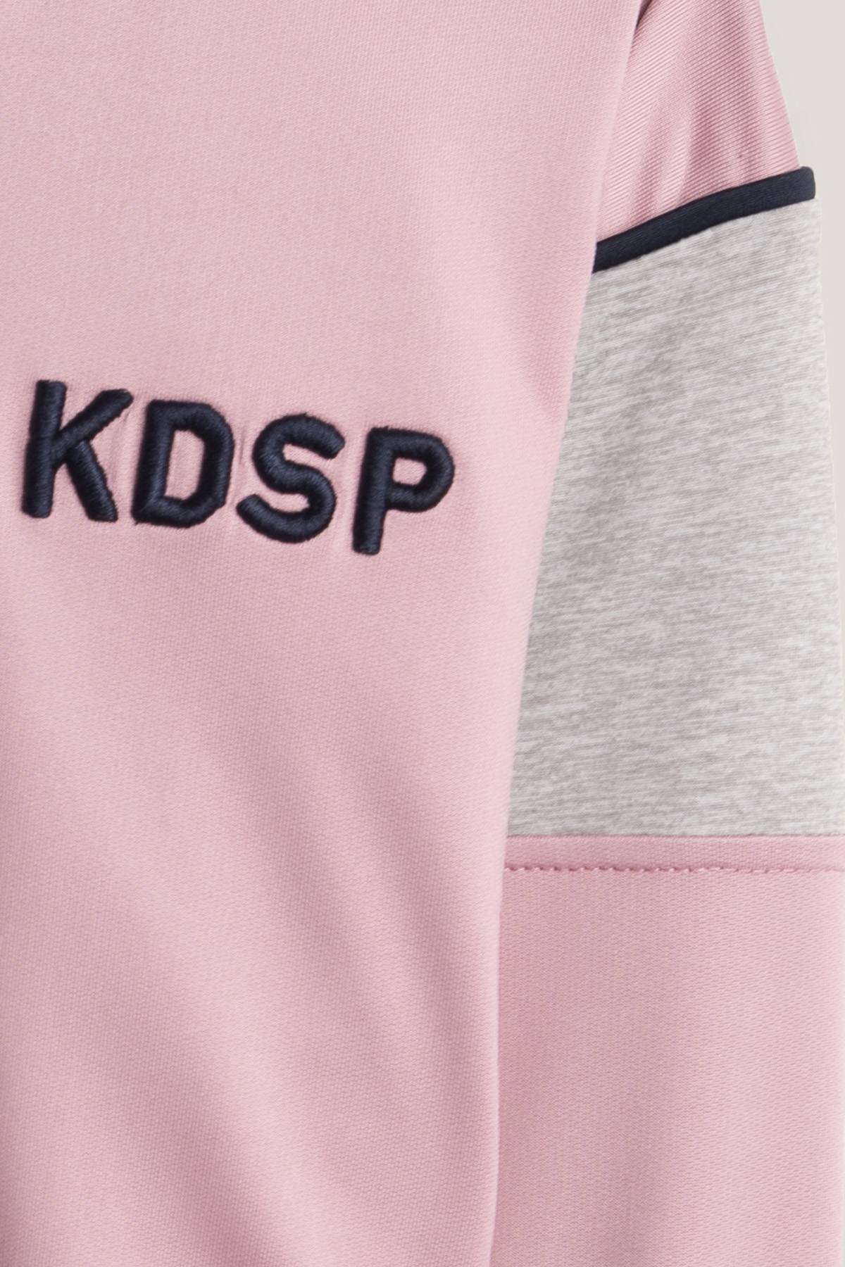 Chompa Deportiva con Cortes y Bordado Kiddo Sport | De Prati Tienda Online