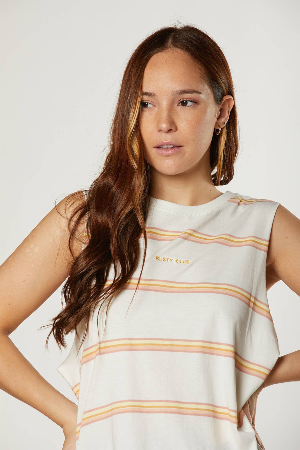 Camiseta Muscle Tee Rusty | Deprati Tienda Online