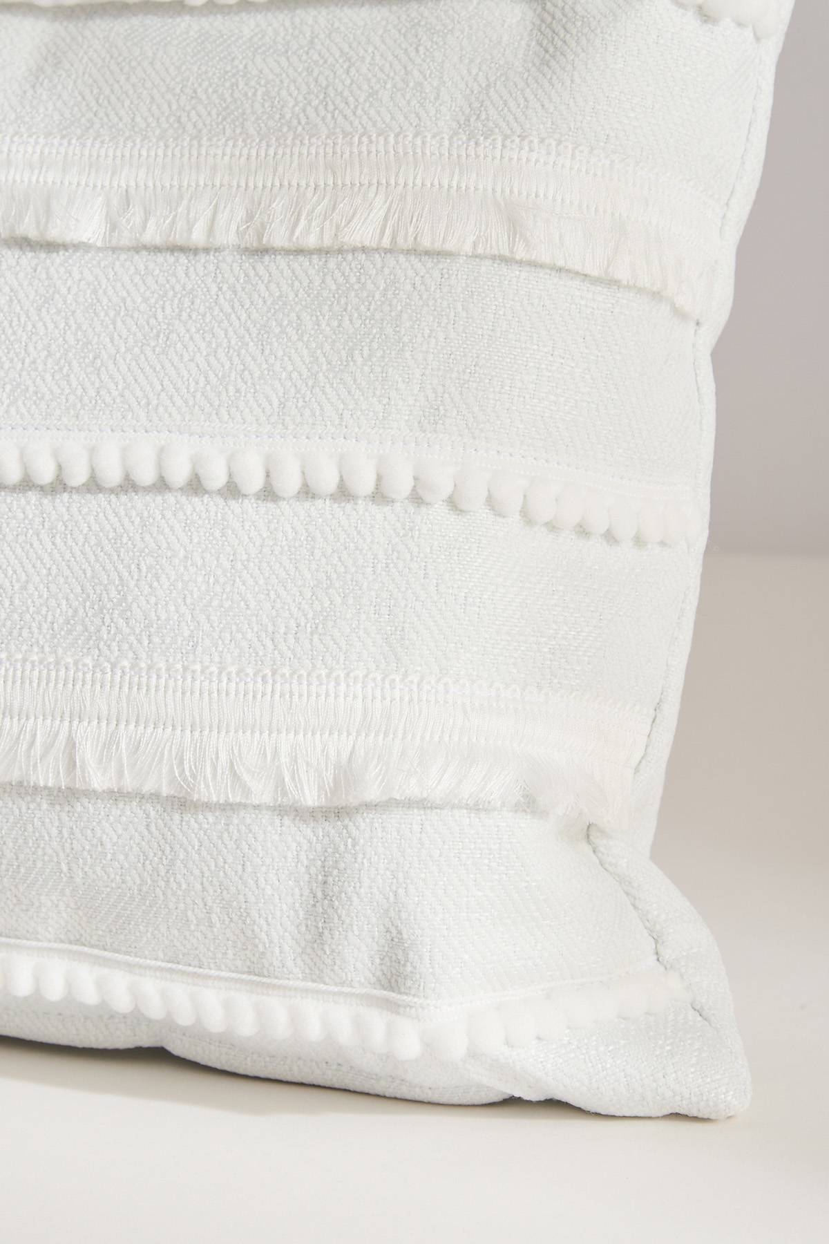 Cojín Pompom Blanco Deconova | De Prati Tienda Online