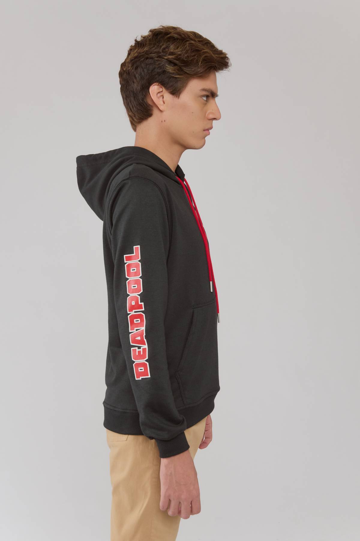 Chompa Estampada con Capucha Deadpool | Deprati Tienda Online