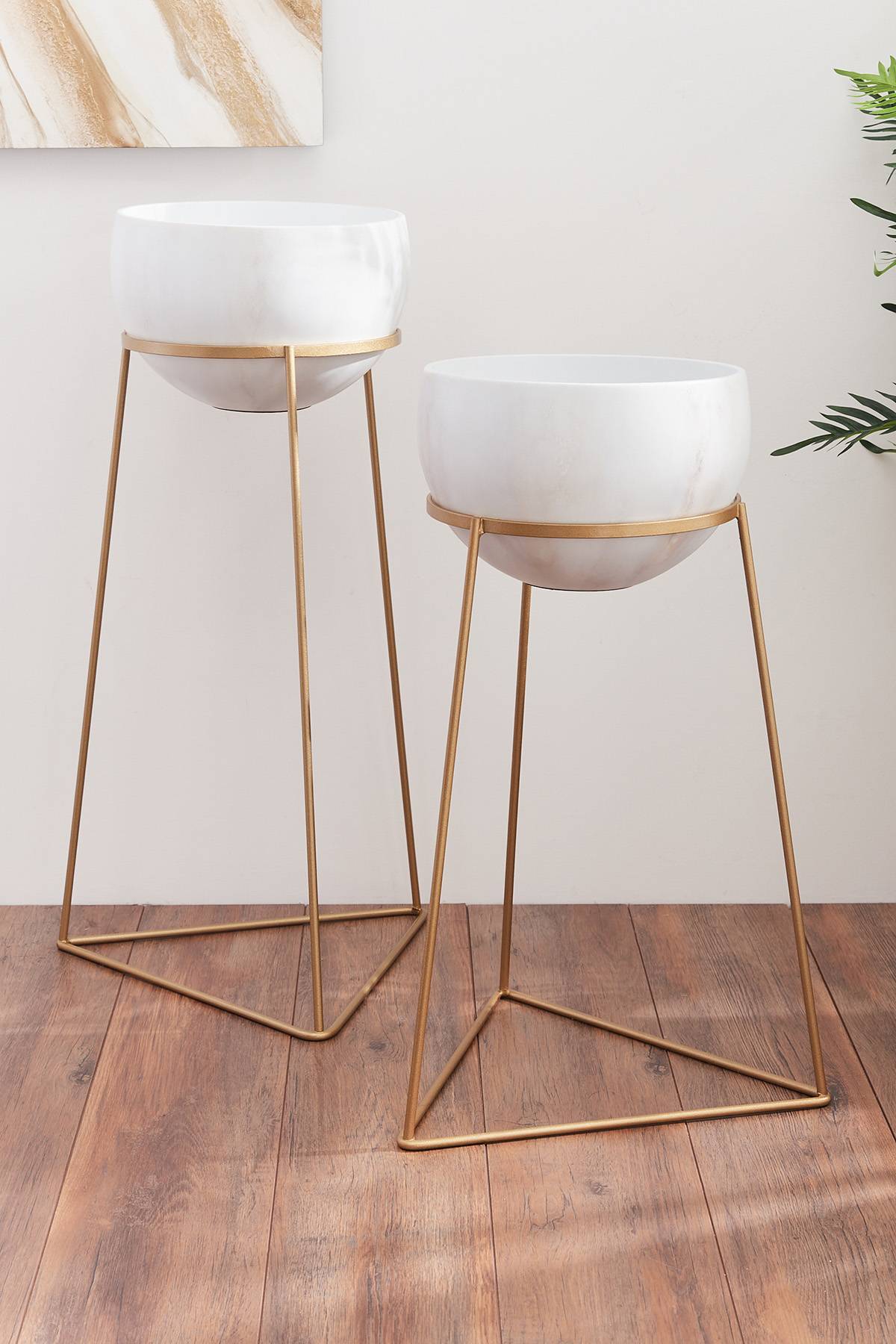 Porta Macetero con Base Flora Tahua | Deprati Tienda Online