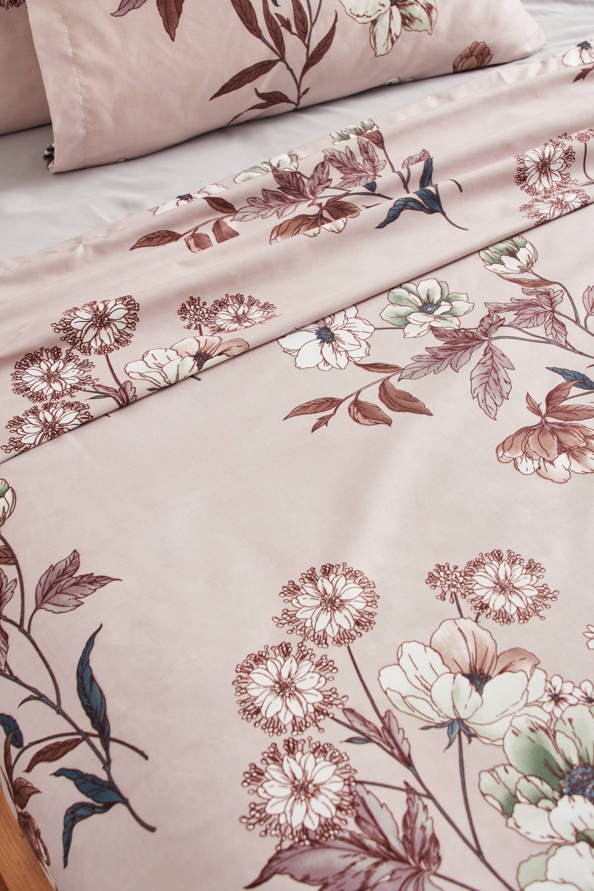 Sábana de Microfibra Deconova Bouquet | Deprati Tienda Online