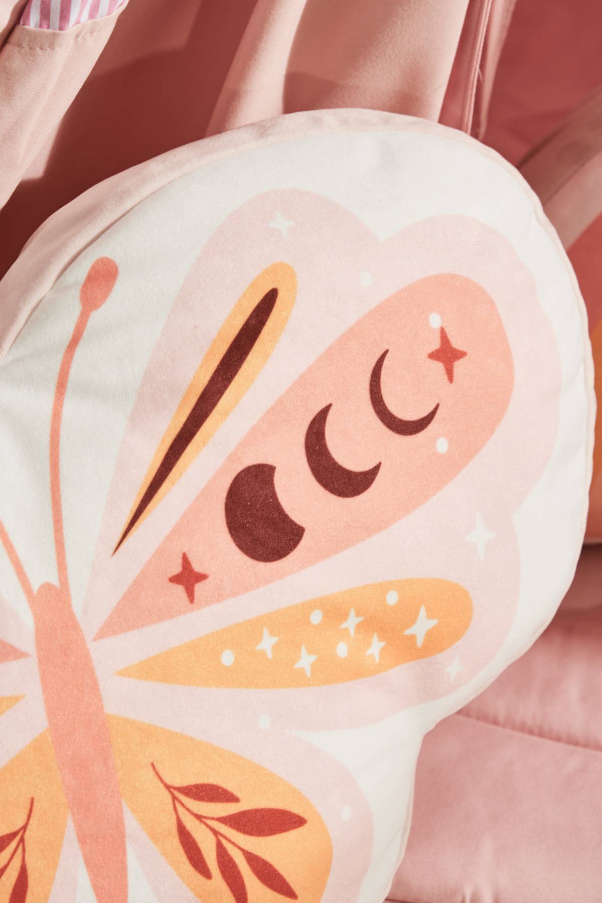 Cojín Mariposa Deconova | Deprati Tienda Online