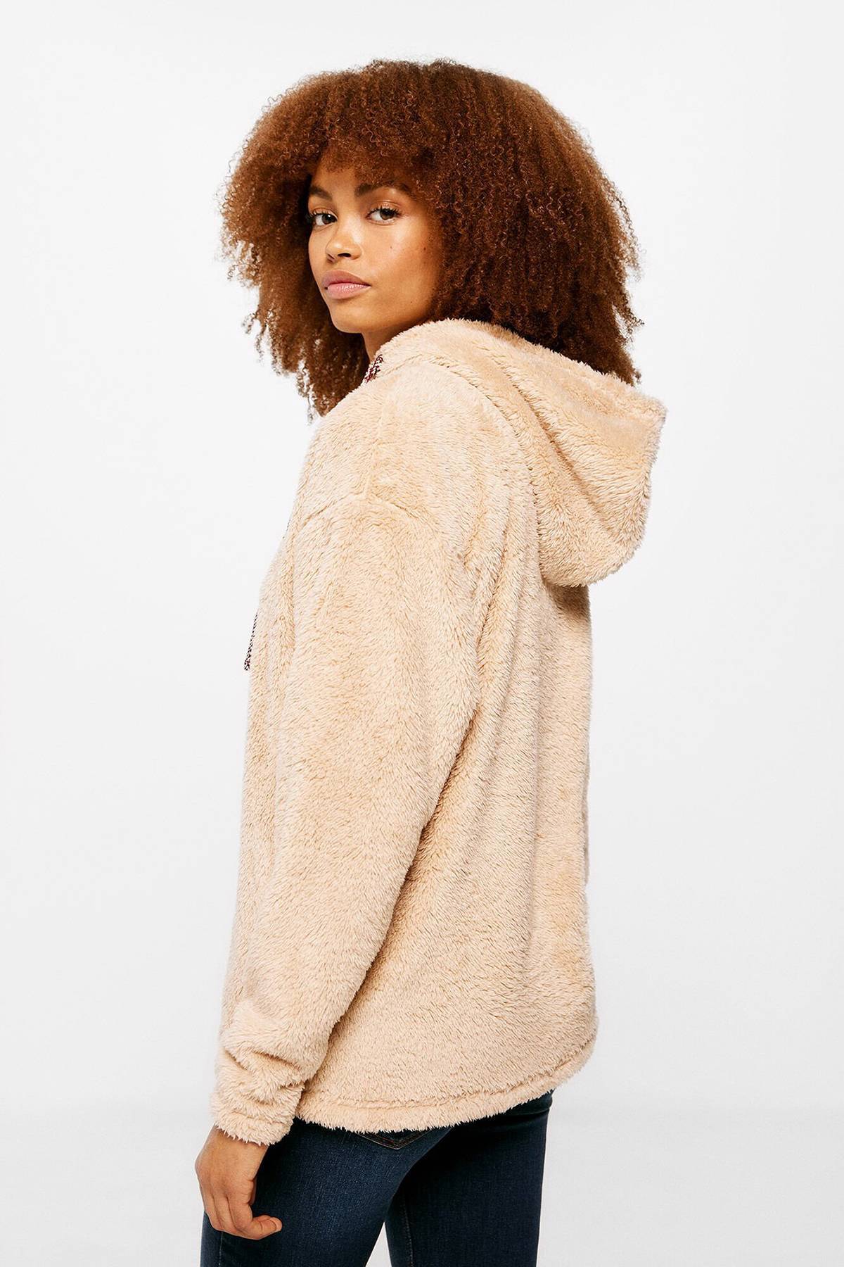 Chompa con Capucha Springfield | Deprati Tienda Online