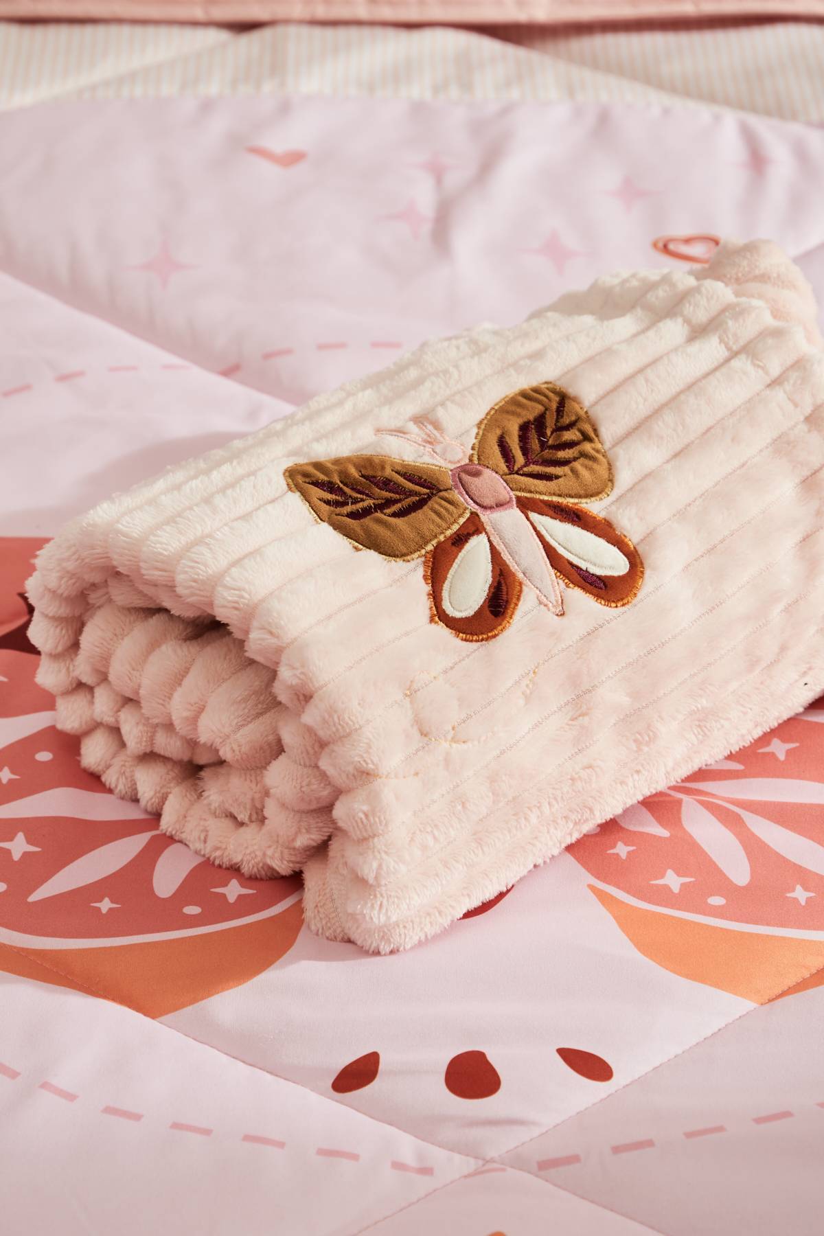 Cobija Mariposa Deconova | Deprati Tienda Online