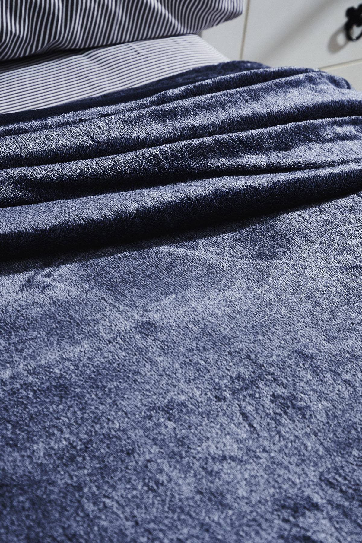Cobija Eco Plush Deconova | Deprati Tienda Online
